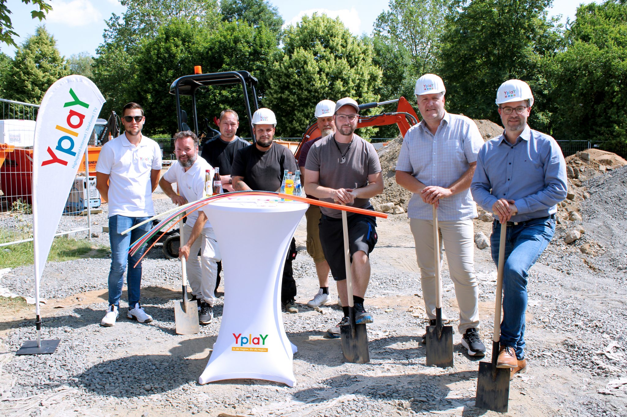 Spatenstich für Glasfaser in Niddatal-Assenheim - YplaY